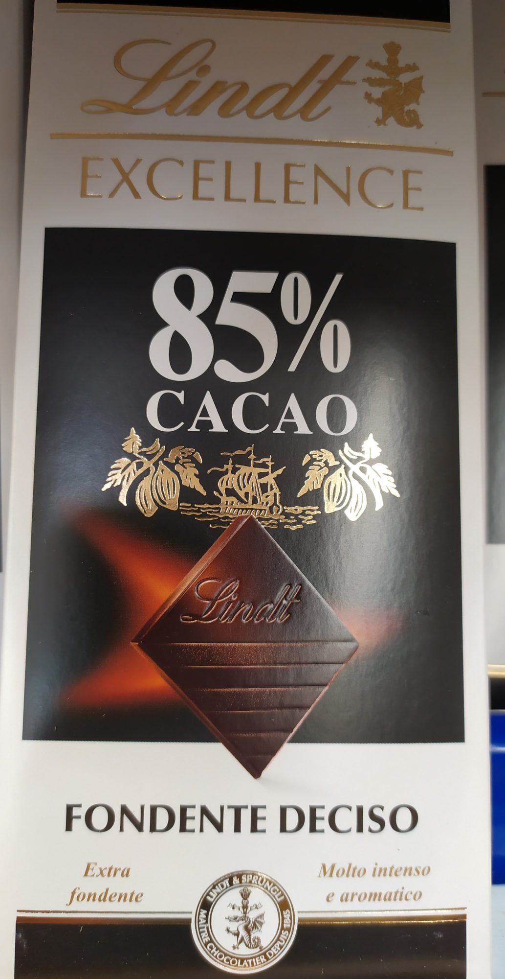 Lindt - Excellence - 85% Cocoa - Robust Dark (last validated: Oct 2021 ...